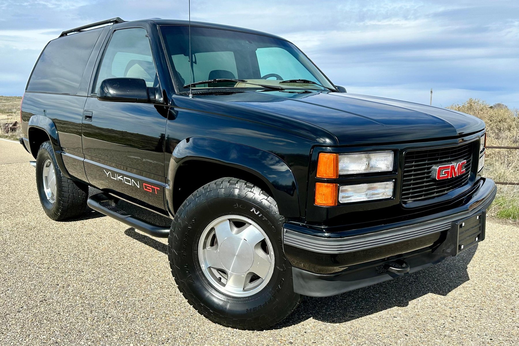 1995 GMC Yukon SLE VIN 1GKEK18K2SJ705797 | Hagerty Valuation Tools